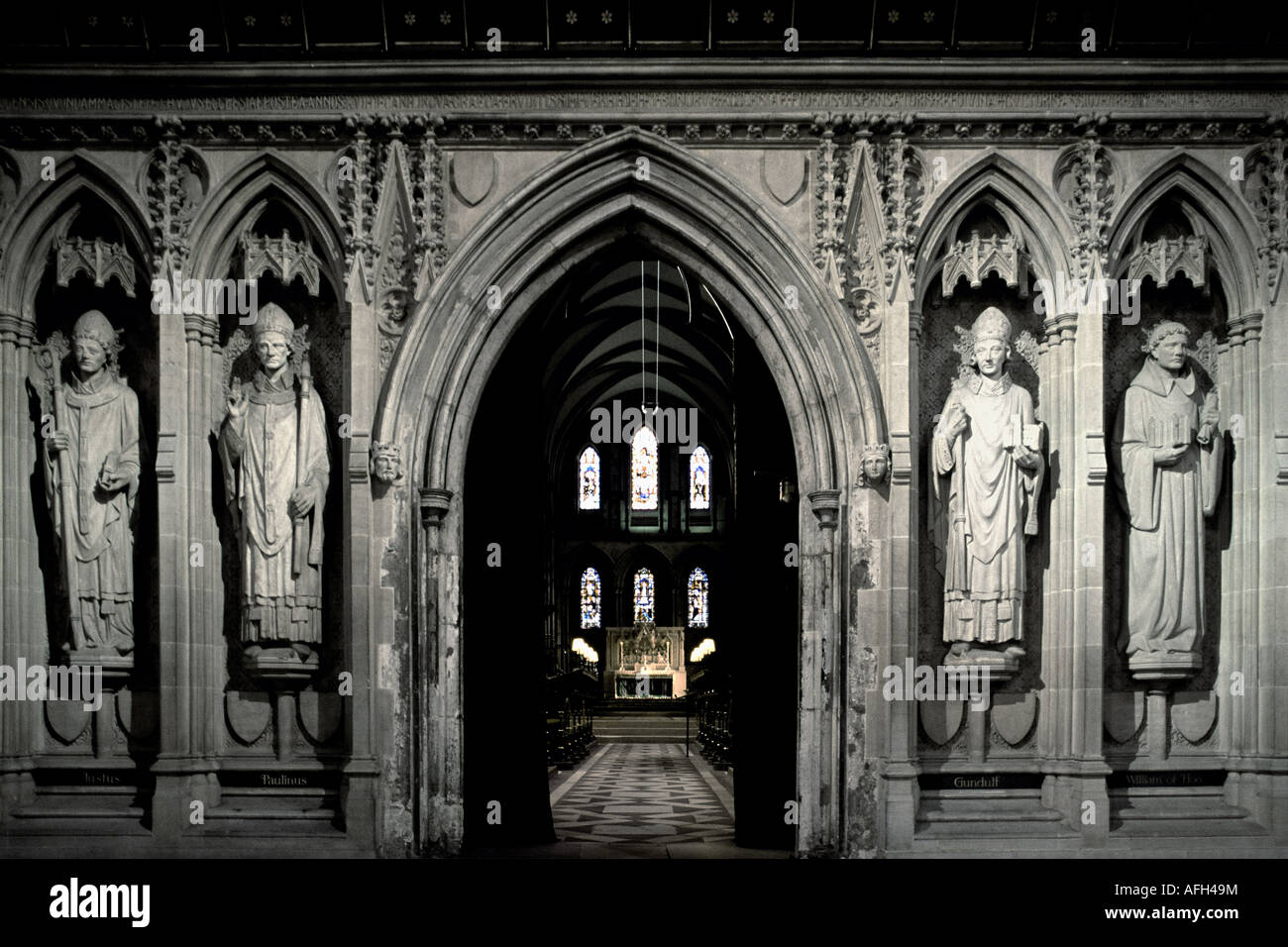 Interior of Rochester Cathedral Stock Photo - Alamy