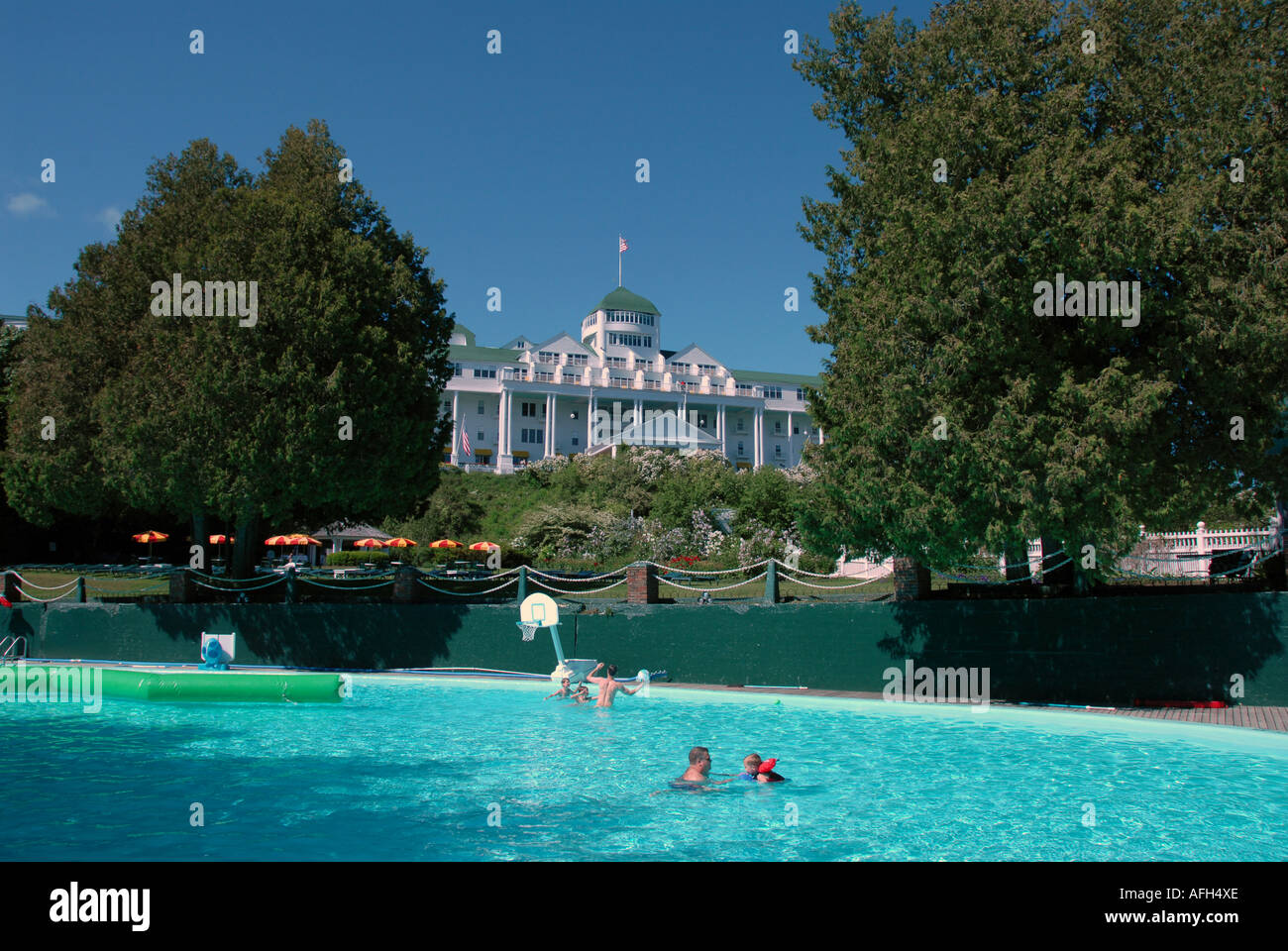Resort Swimming Pools In Michigan