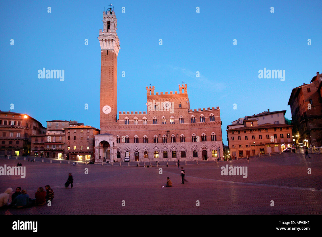Siena, main square lit at night, Italy| Stock Photo - Alamy