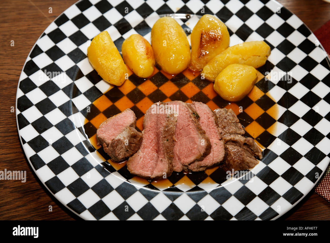 Boiled restaurant hi-res stock photography and images - Alamy