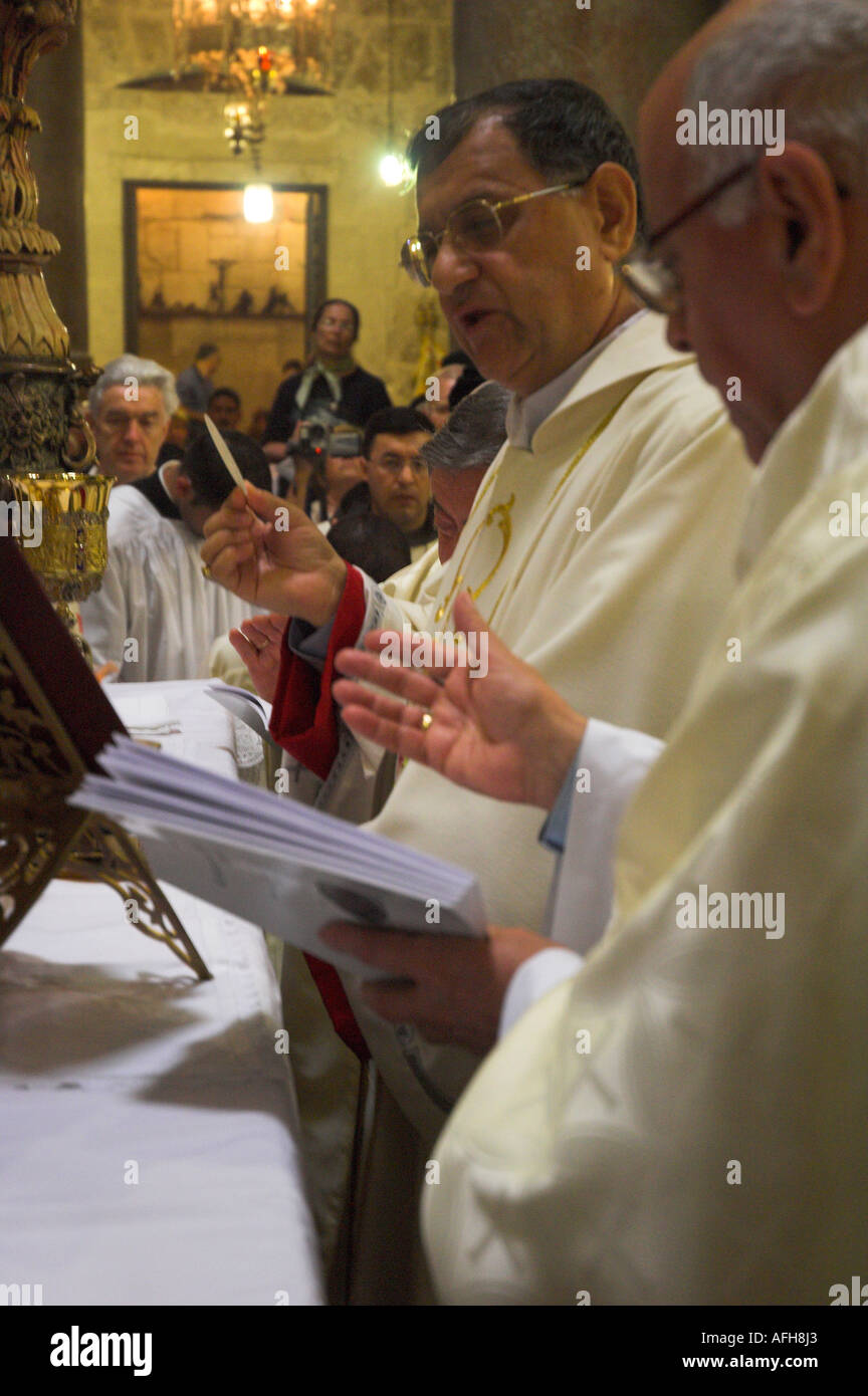Latin mass hi-res stock photography and images - Alamy