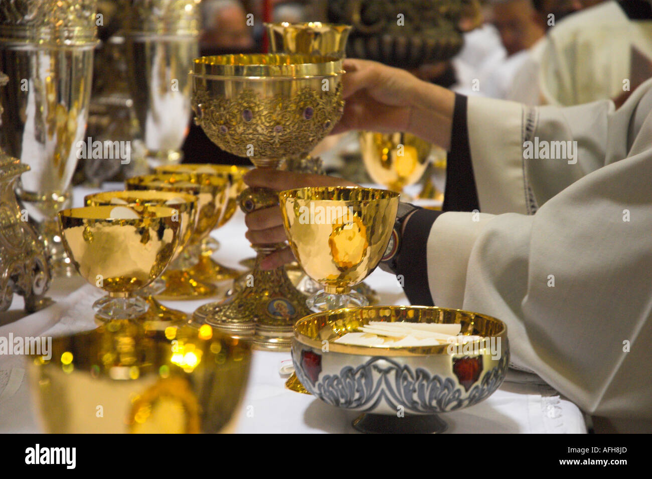 Israel Jerusalem Old City Holy Sepulchre Mass during Easter week ...