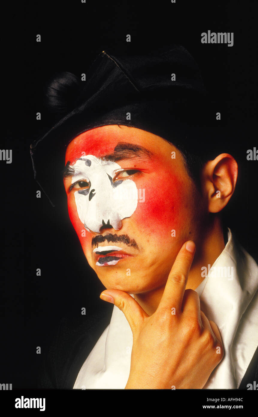 Chinese china clown hi-res stock photography and images - Alamy