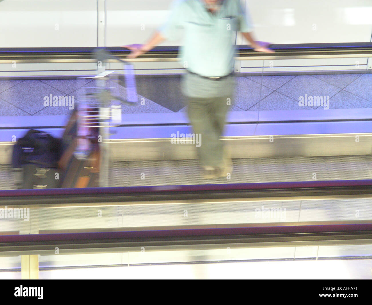 Quick checkin hi-res stock photography and images - Alamy