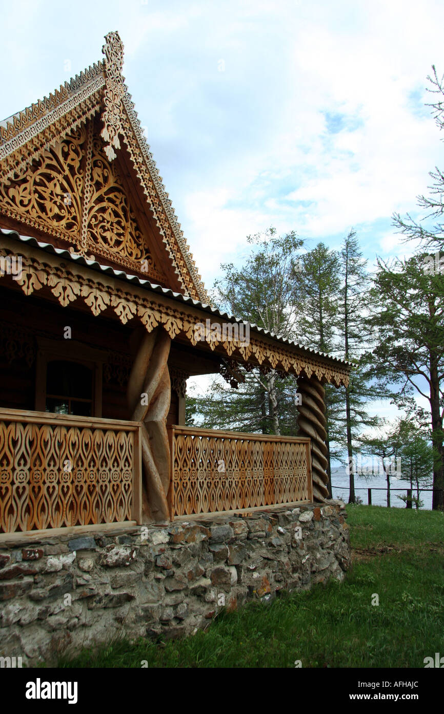 Russian cottages hi-res stock photography and images - Alamy