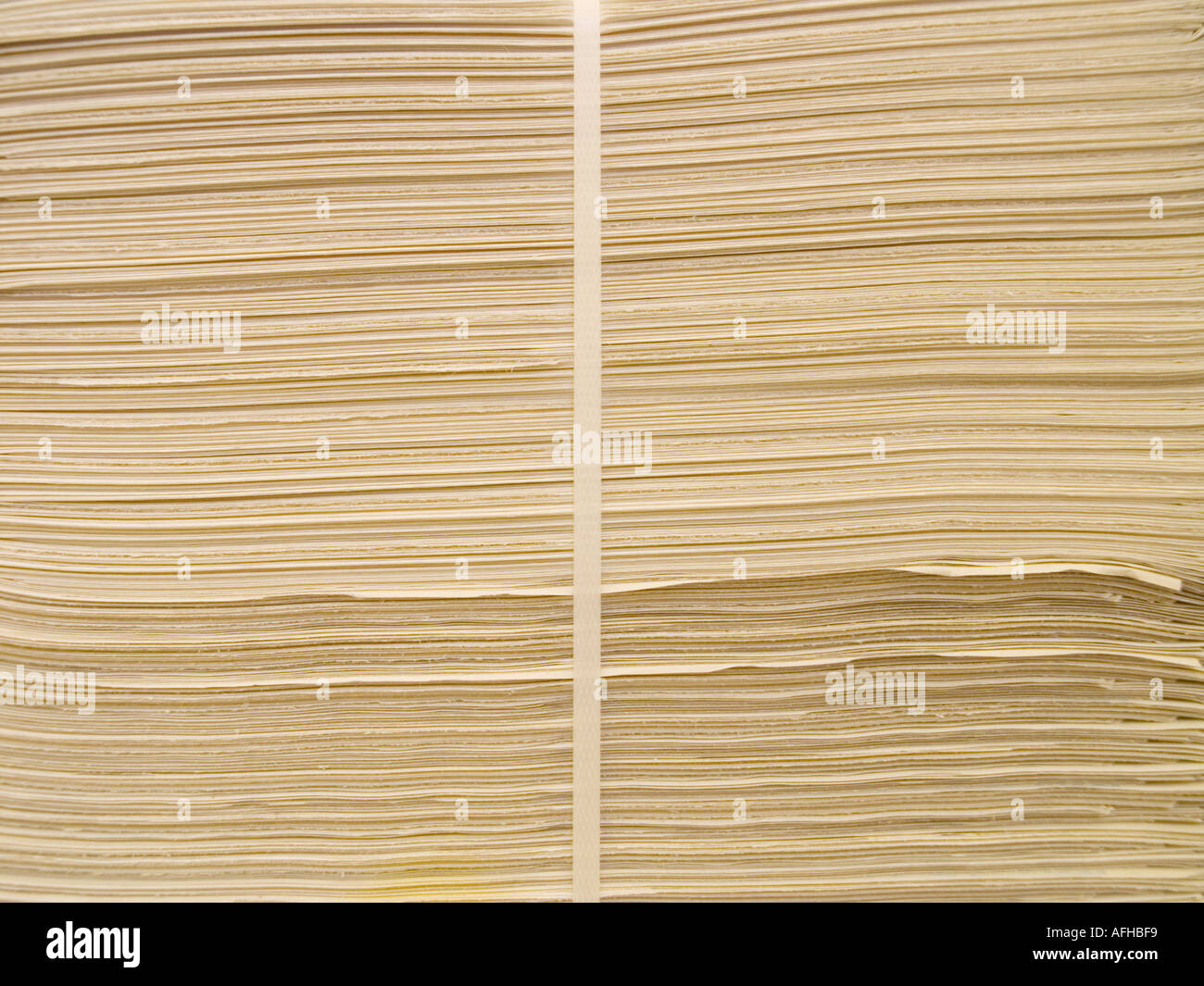Newspaper clipping letters hi-res stock photography and images - Alamy