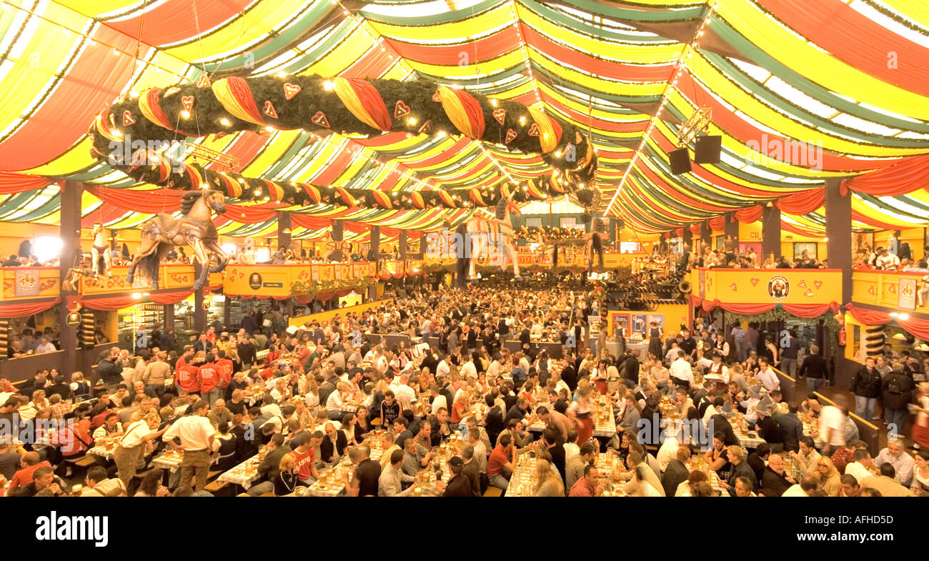 October fest munchen hi-res stock photography and images - Alamy