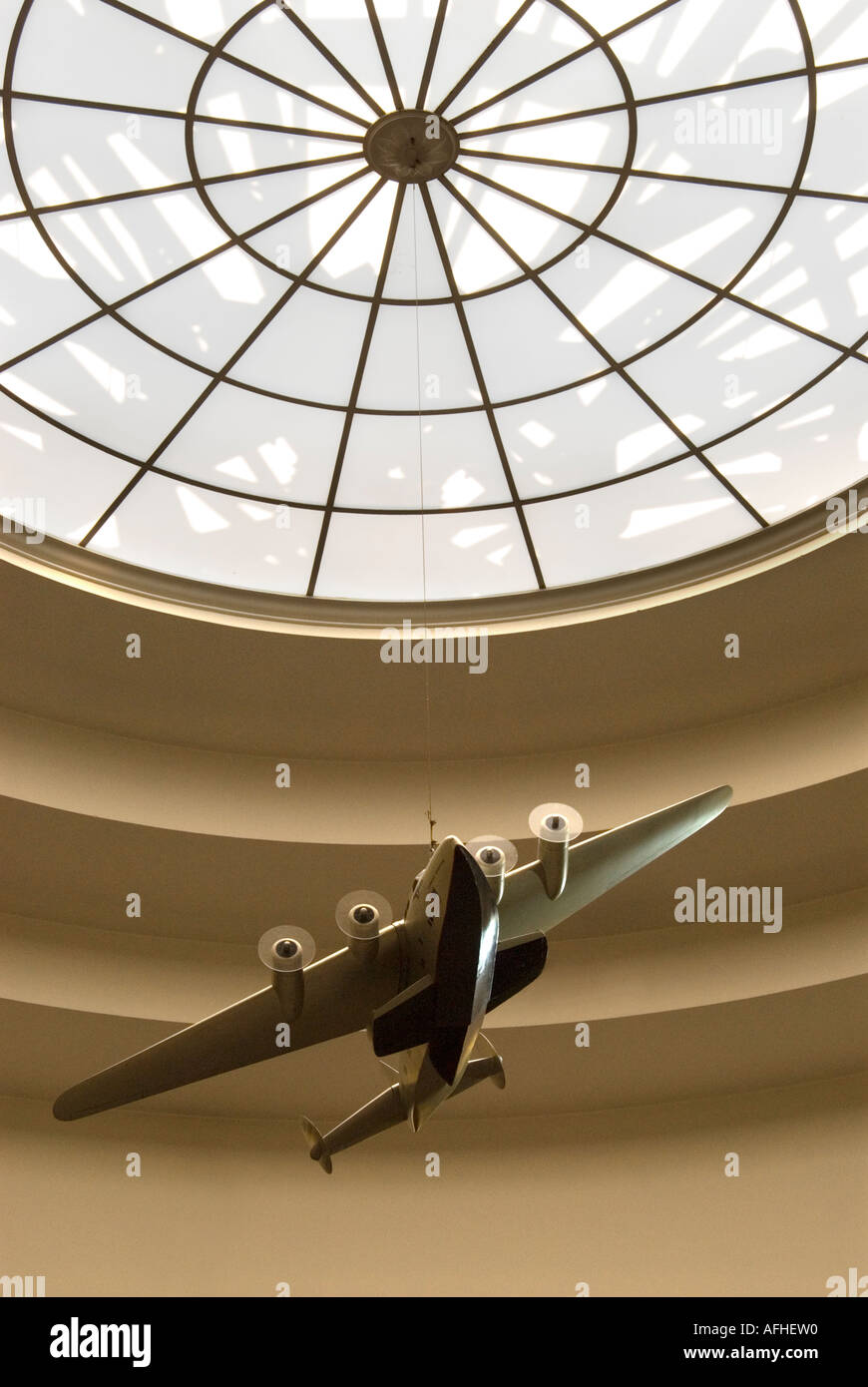 Marine air terminal at laguardia hi-res stock photography and images ...