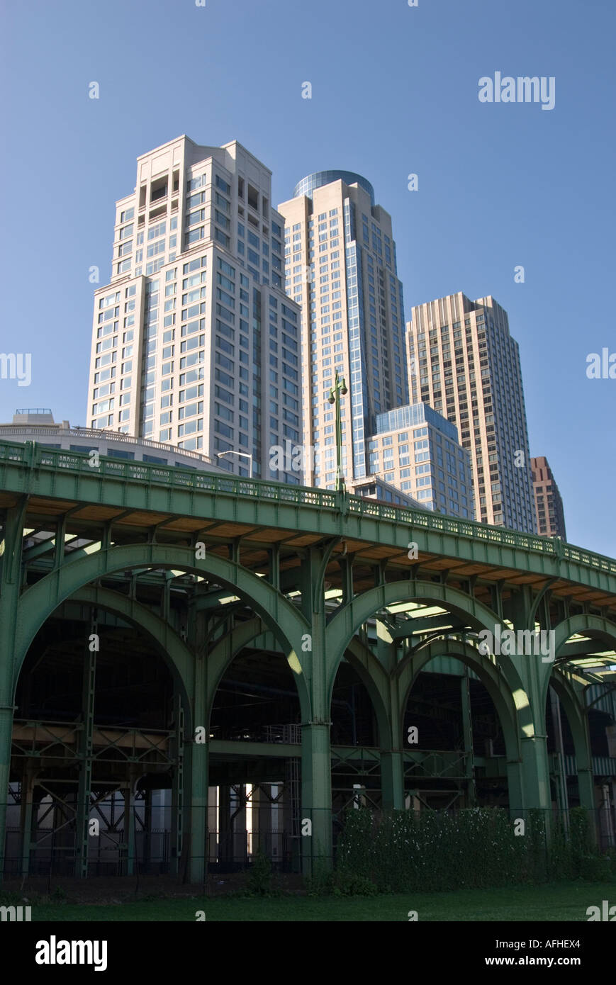 Riverside drive viaduct hi-res stock photography and images - Alamy