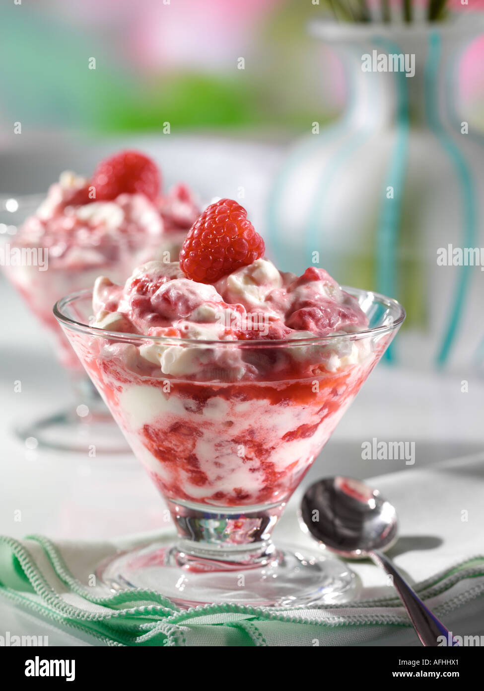 Eton mess with raspberries hi-res stock photography and images - Alamy