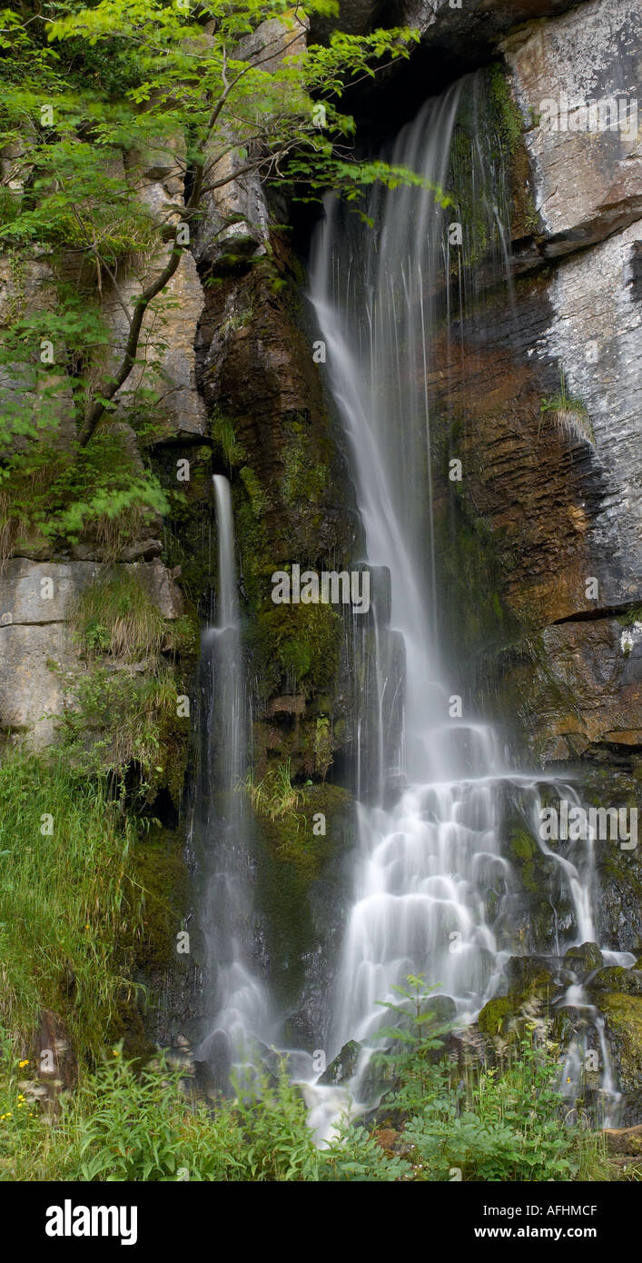 Waterfall framed by trees Stock Photo - Alamy