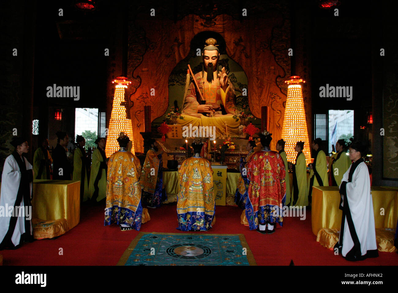 The Evening Rites ceremony, one of the main forms of religious practice ...