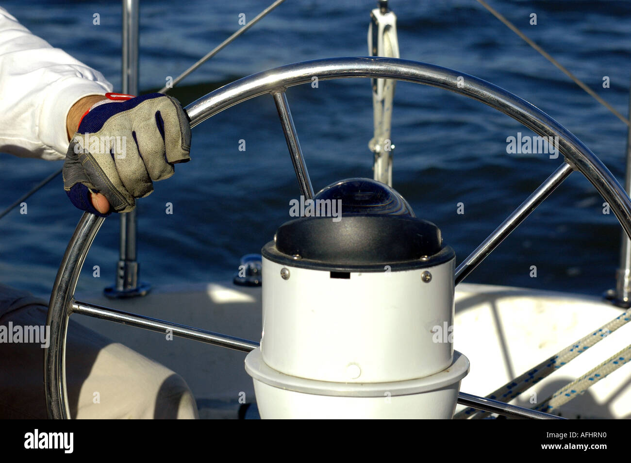 Hand sailing hi-res stock photography and images - Alamy