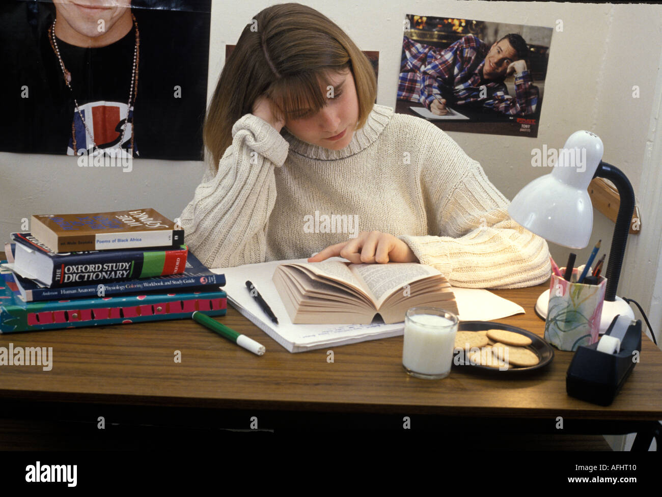 teenage girl studying at night Stock Photo - Alamy