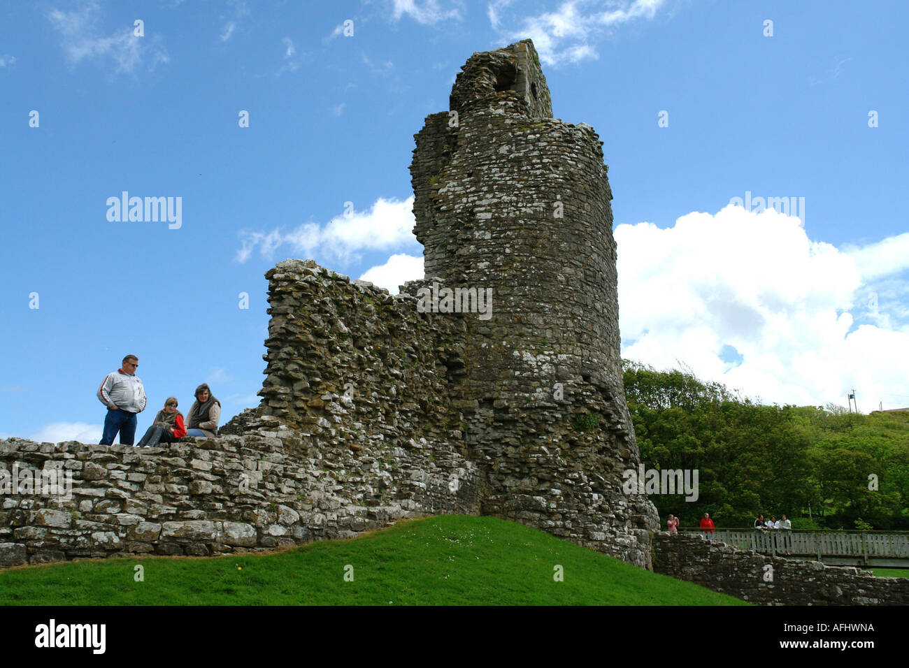 Ogmore by sea village hi-res stock photography and images - Alamy