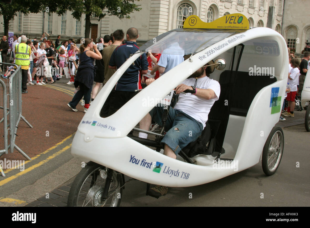 Cardiff cycle race hi-res stock photography and images - Alamy