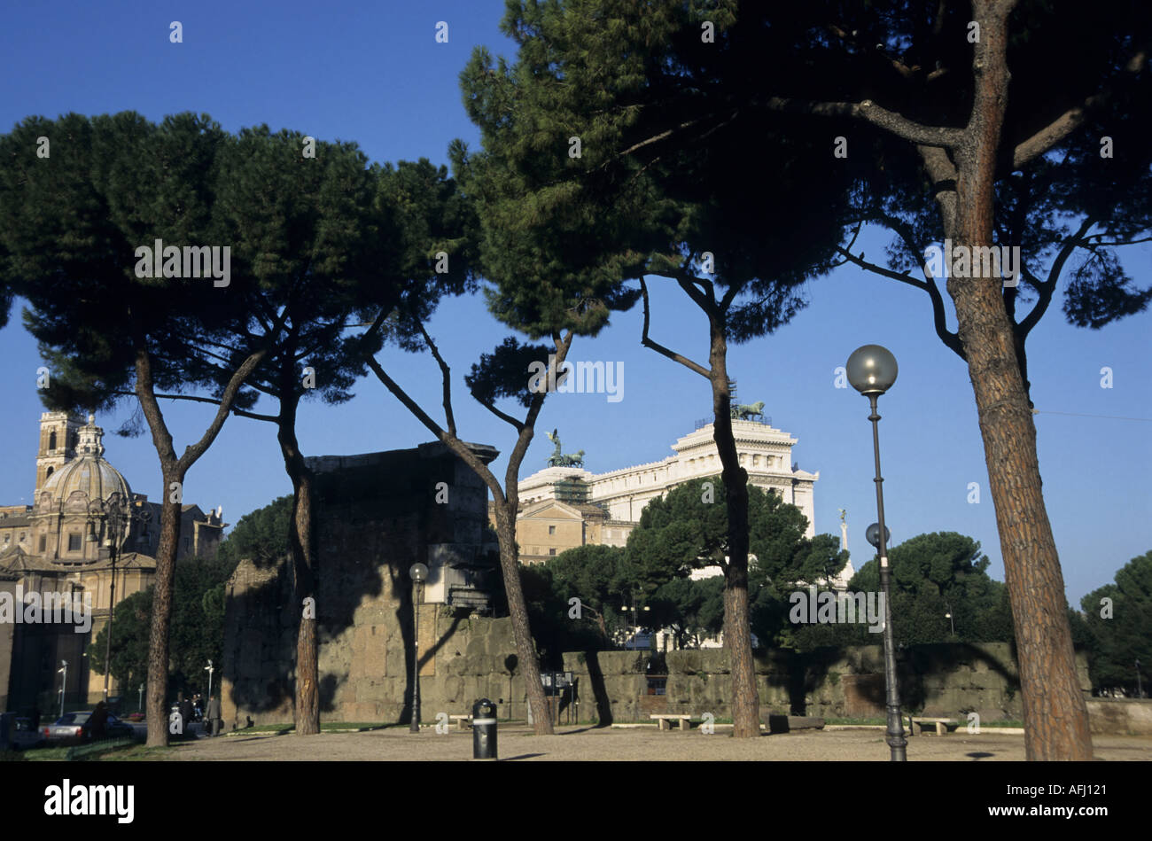 Roman emperor trojan hi-res stock photography and images - Alamy