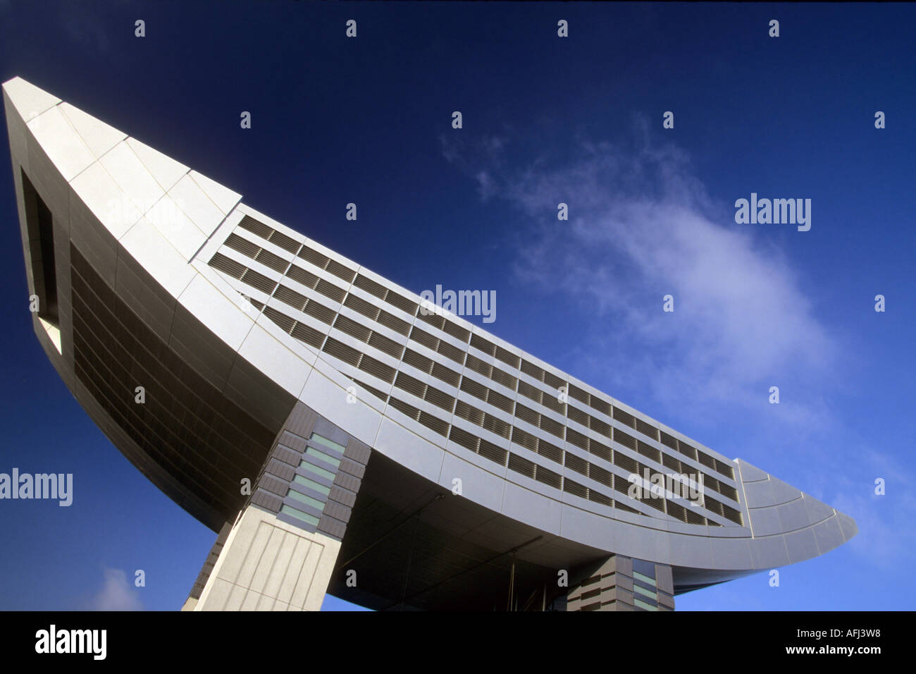 Peak Tram Tower Hong Kong Stock Photo - Alamy
