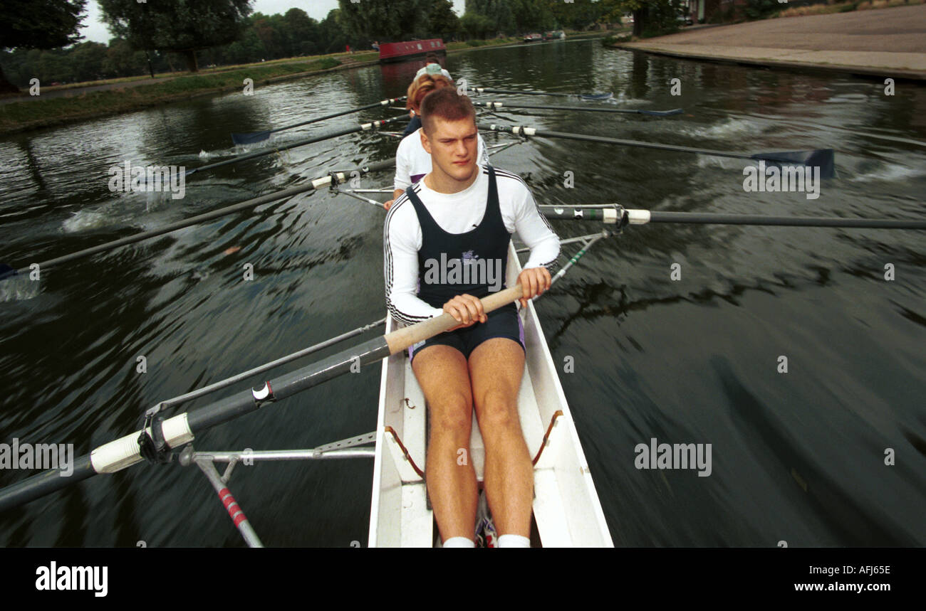 Cambridge rowing team hi-res stock photography and images - Alamy