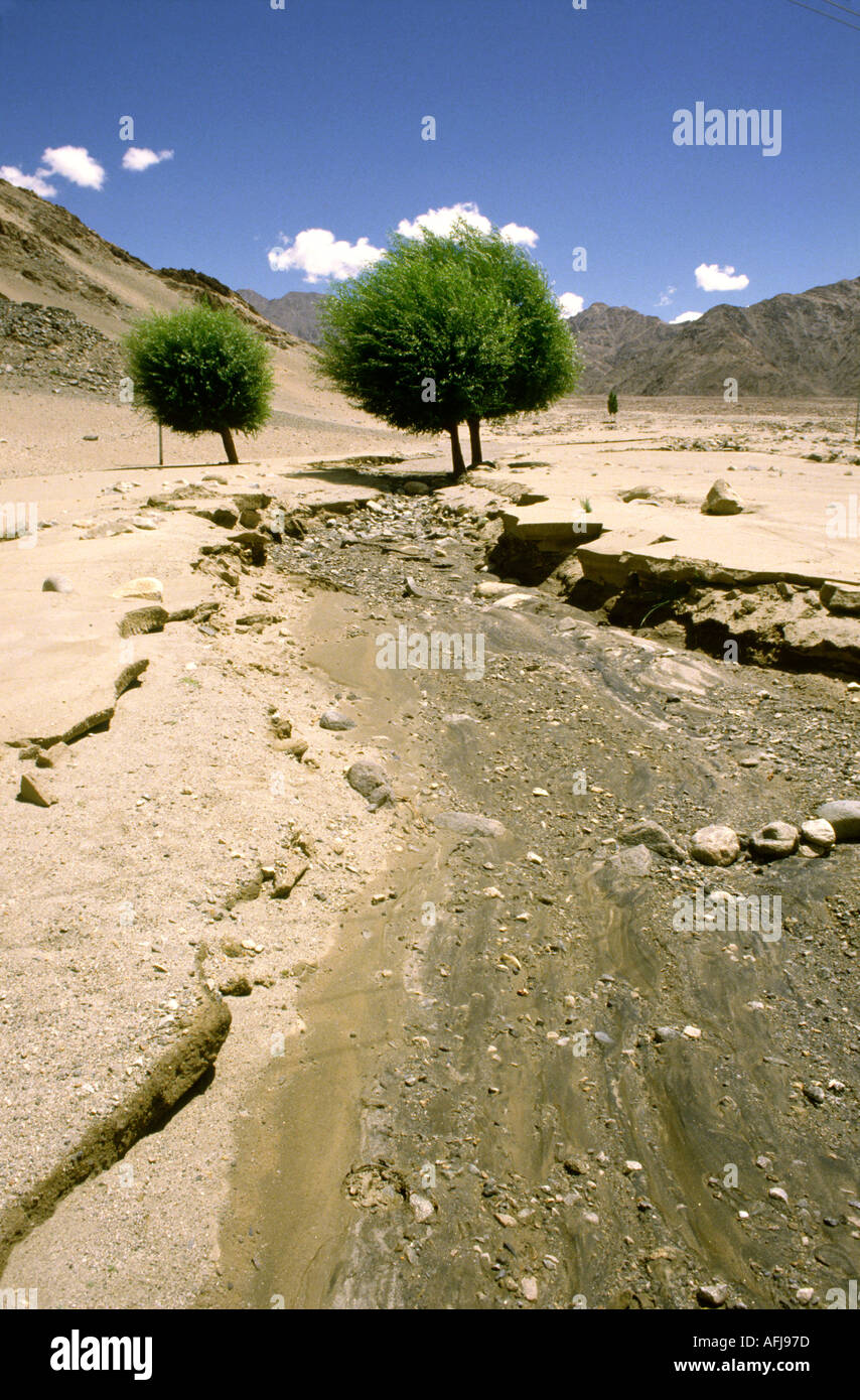 Drought india rivers hi-res stock photography and images - Alamy