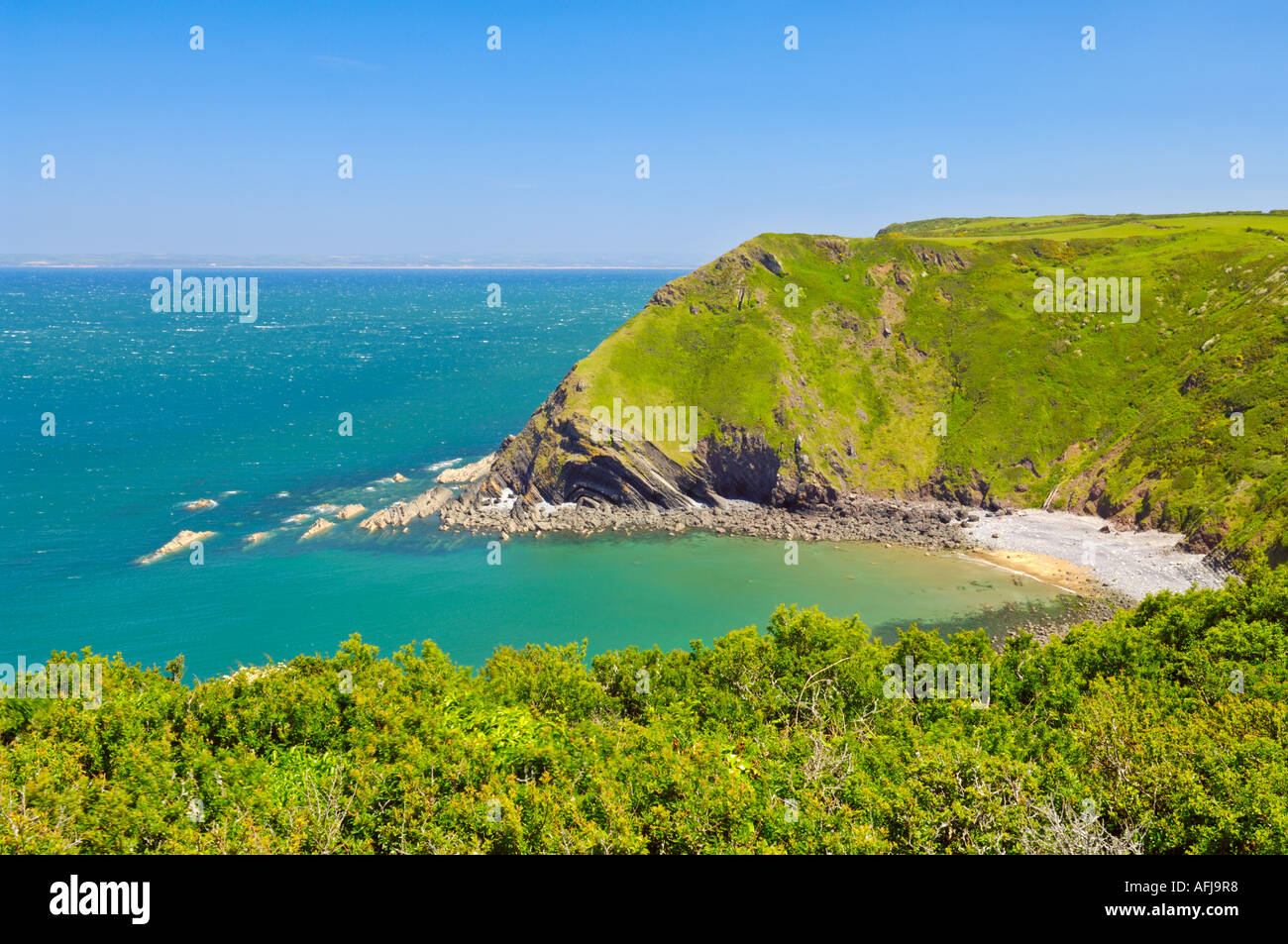 Shipload hi-res stock photography and images - Alamy