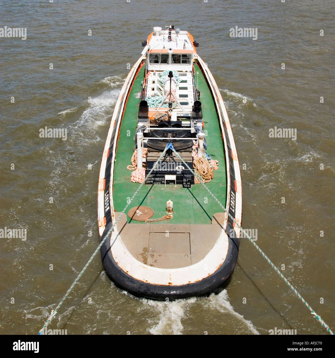 River thames tug tugboat hi-res stock photography and images - Alamy