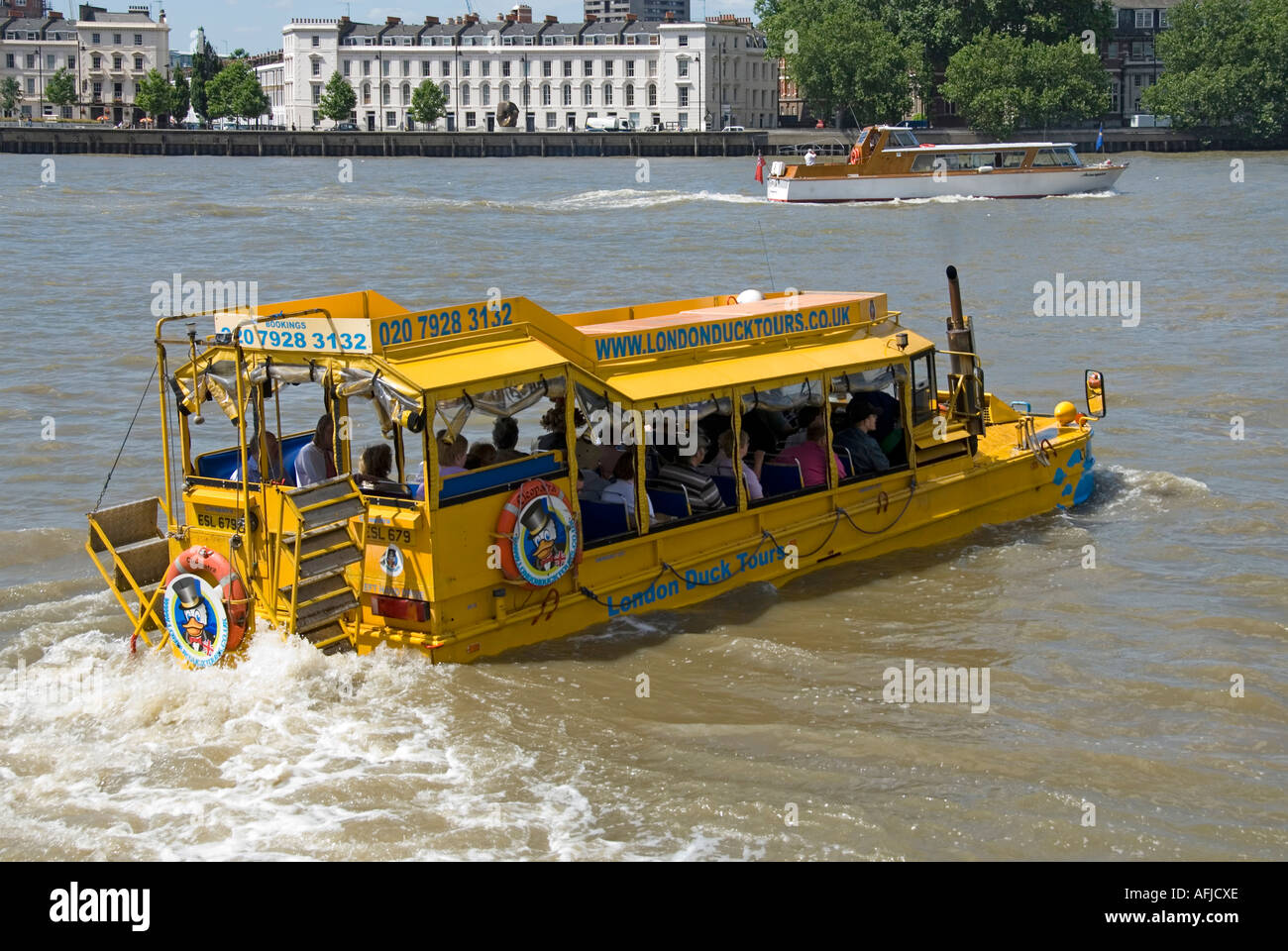 Yellow london duck bus hi-res stock photography and images - Alamy
