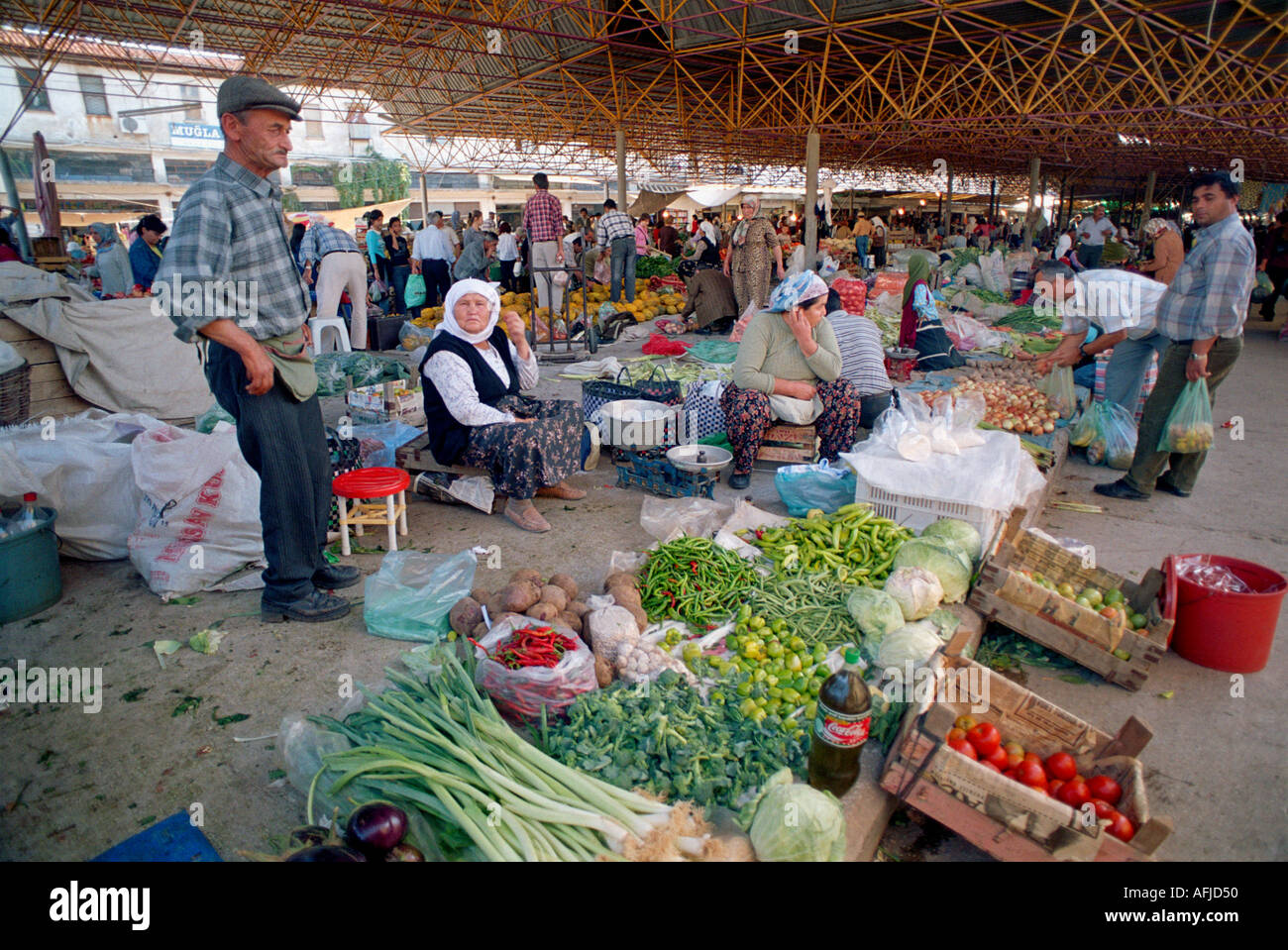 Traditional rural produce farm hi-res stock photography and images - Alamy