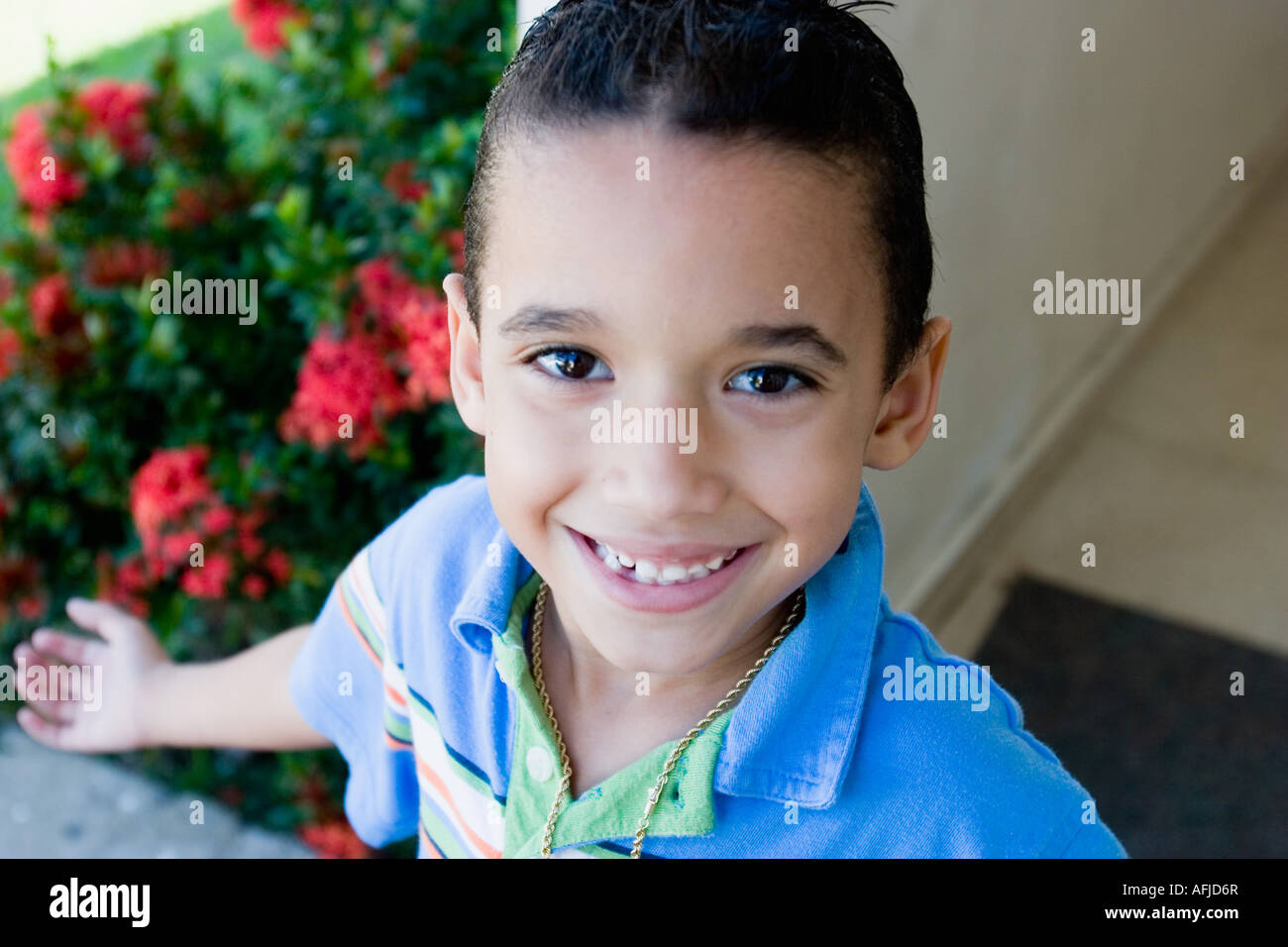 Portrait of a boy smiling Stock Photo - Alamy