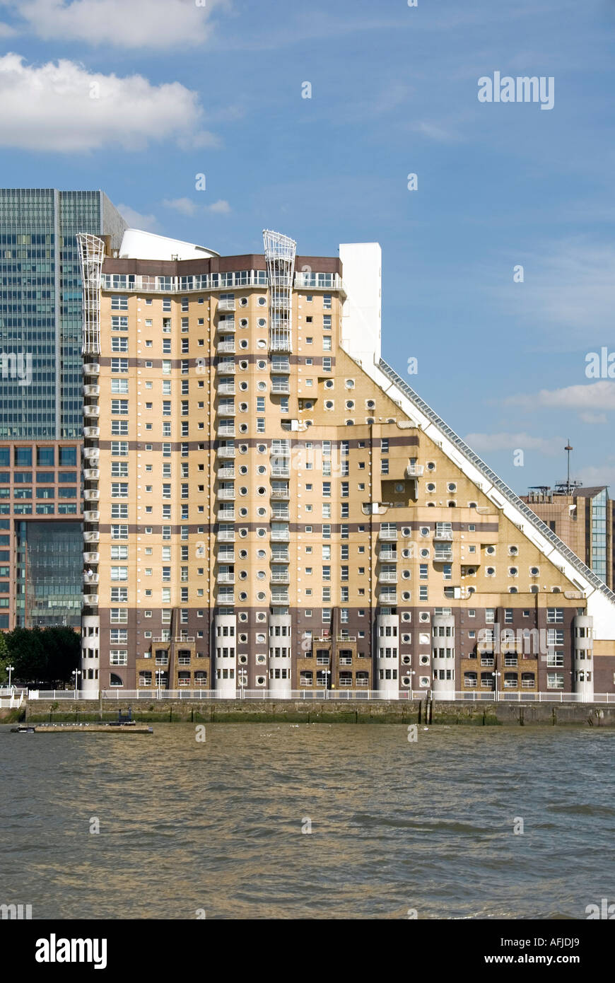 River Thames & unusual shape riverside apartment block close to the ...