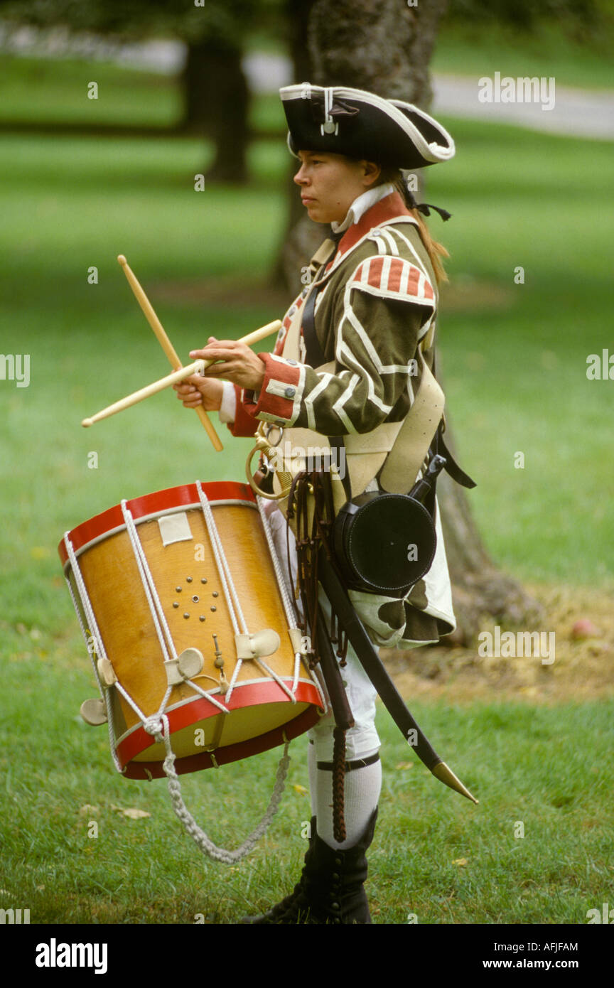 American revolutionary war reenactors prepare for mock combat at Edward ...