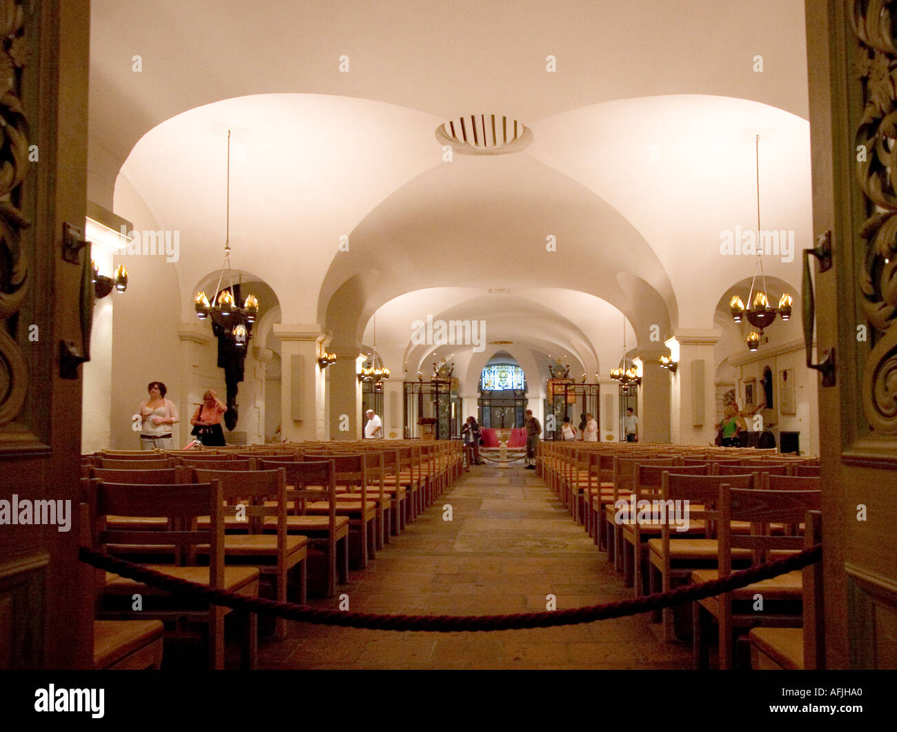 England london st pauls crypt hi-res stock photography and images - Alamy