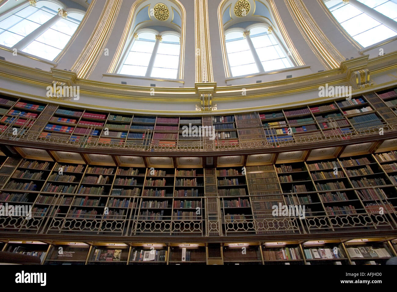 The Reading Room in The Great Court British Museum London designed by ...