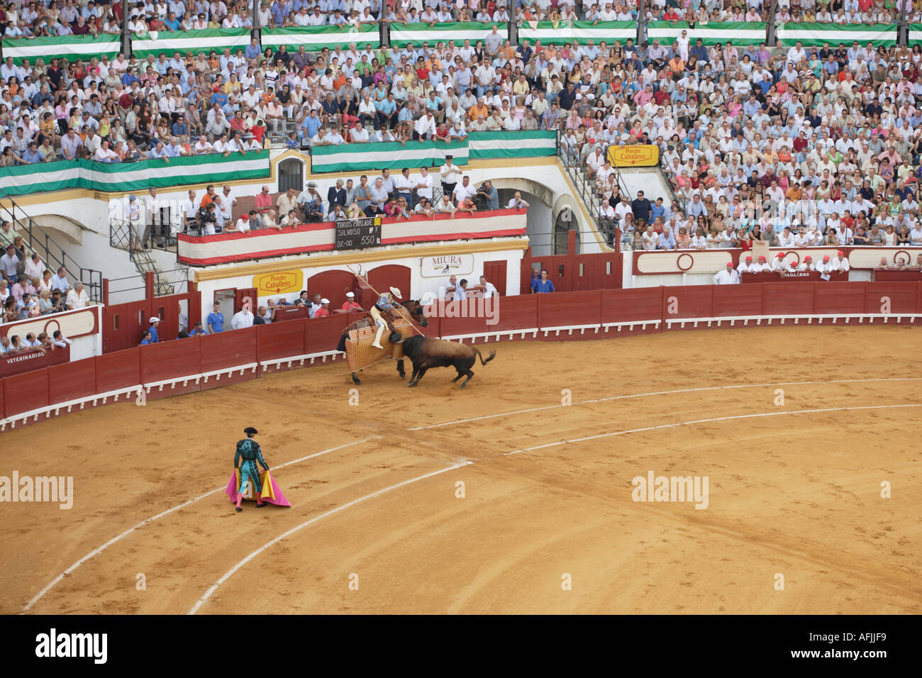 Banderilleros hi-res stock photography and images - Alamy