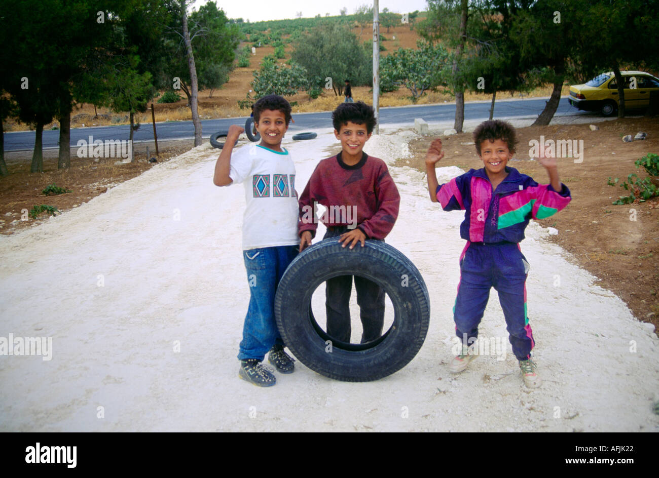 Children playing dead hi-res stock photography and images - Alamy