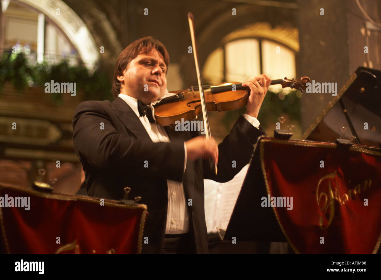 Venice orchestra hi-res stock photography and images - Alamy