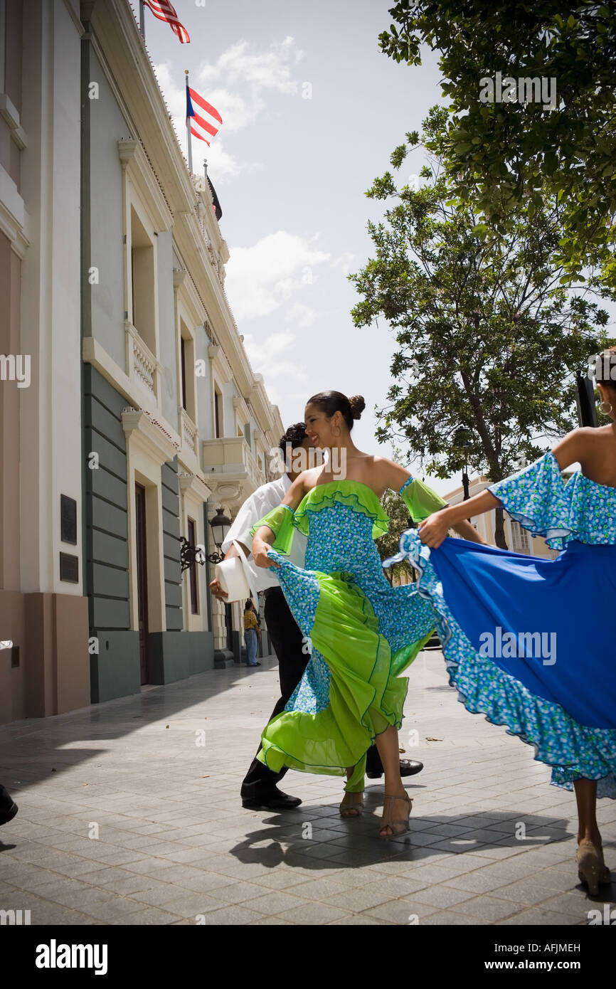 Children doing a traditional dance Stock Photo - Alamy