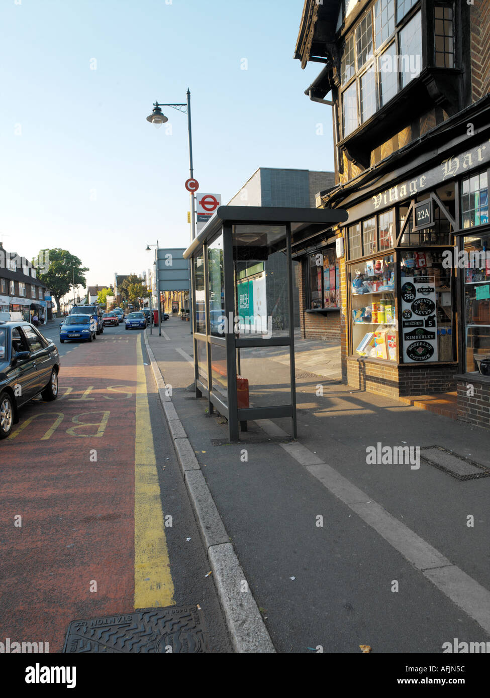 The bus stop hi-res stock photography and images - Alamy