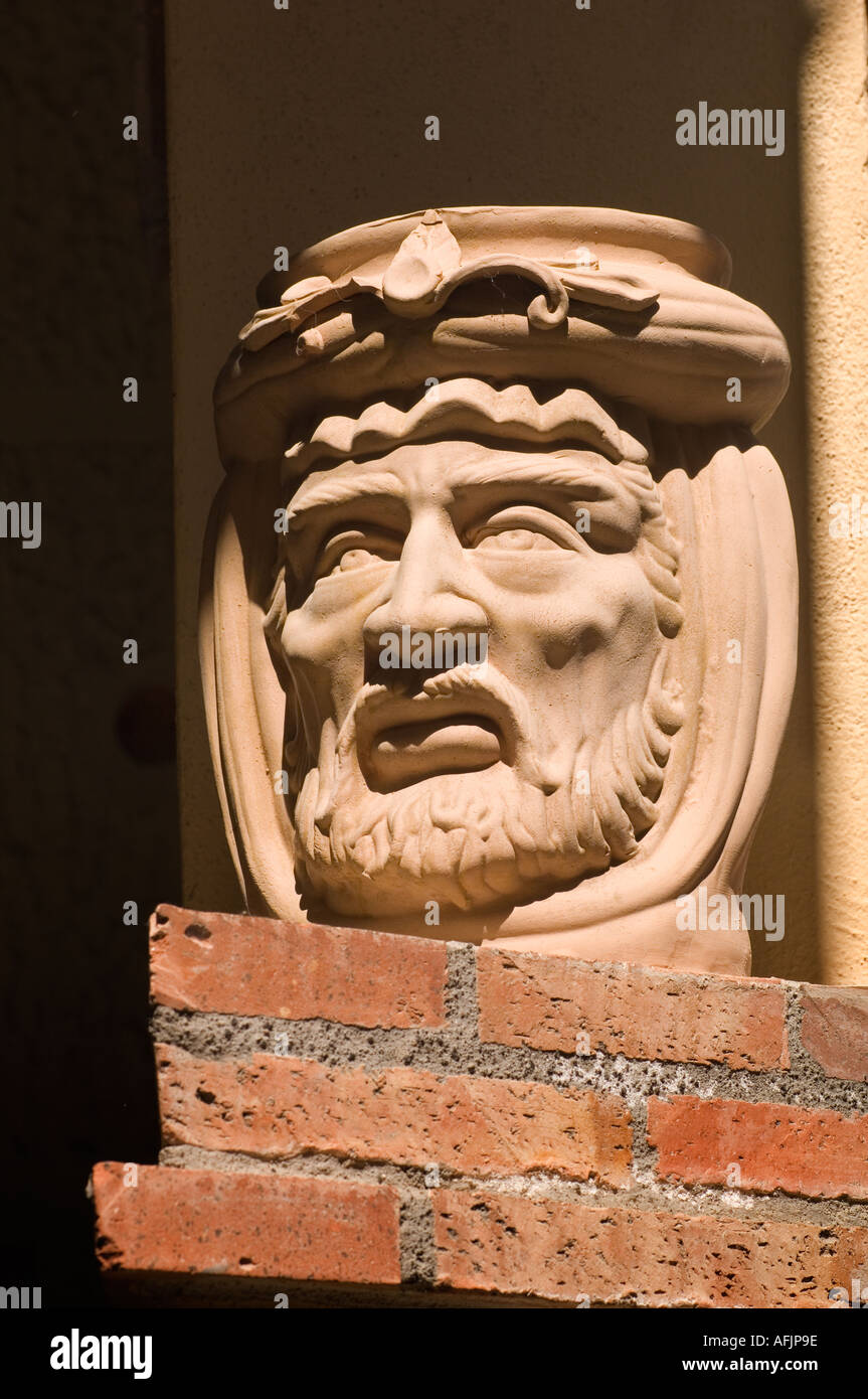 Gaunt face hi-res stock photography and images - Alamy