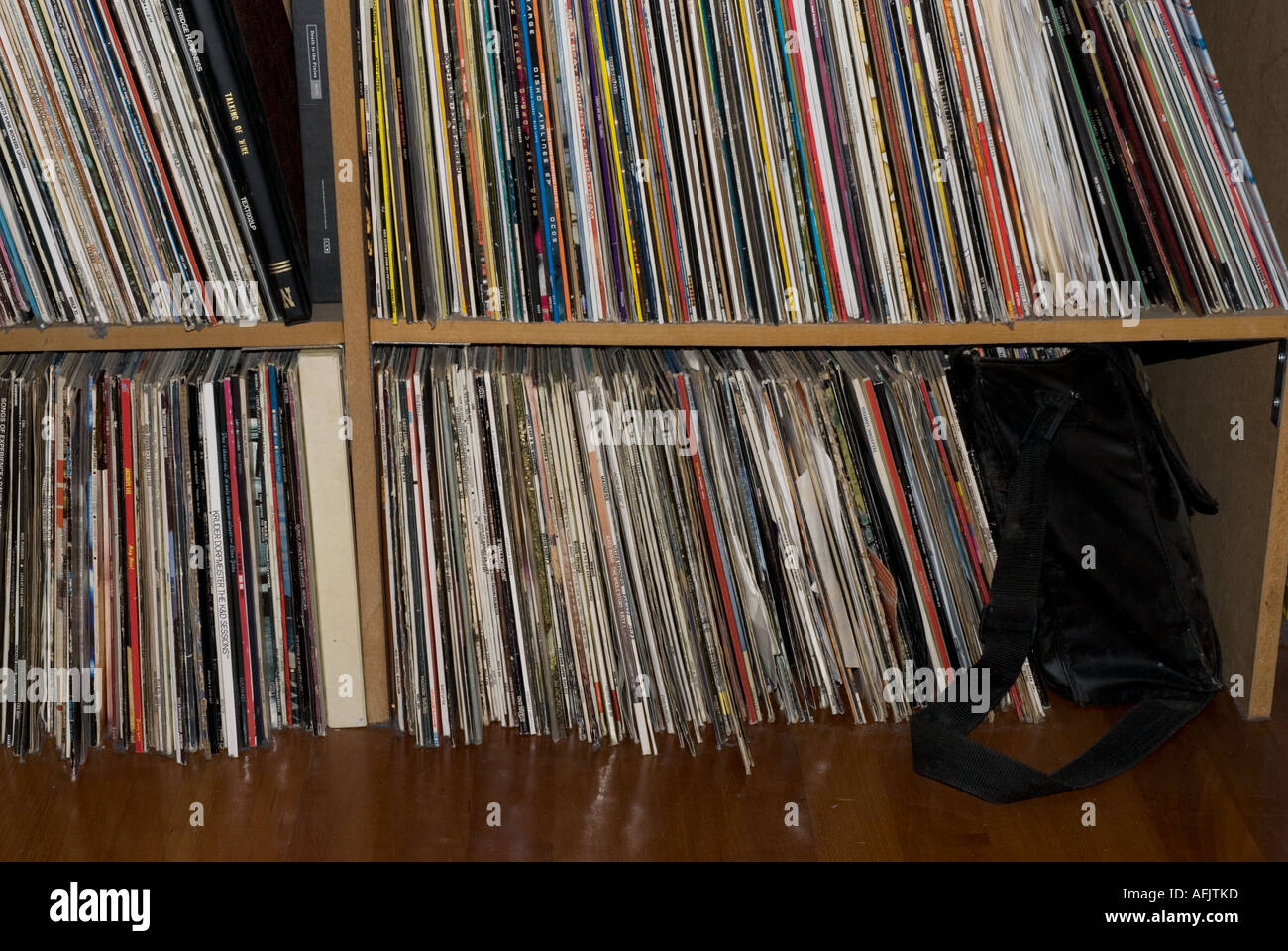 Download music mp3 archive hi-res stock photography and images - Alamy