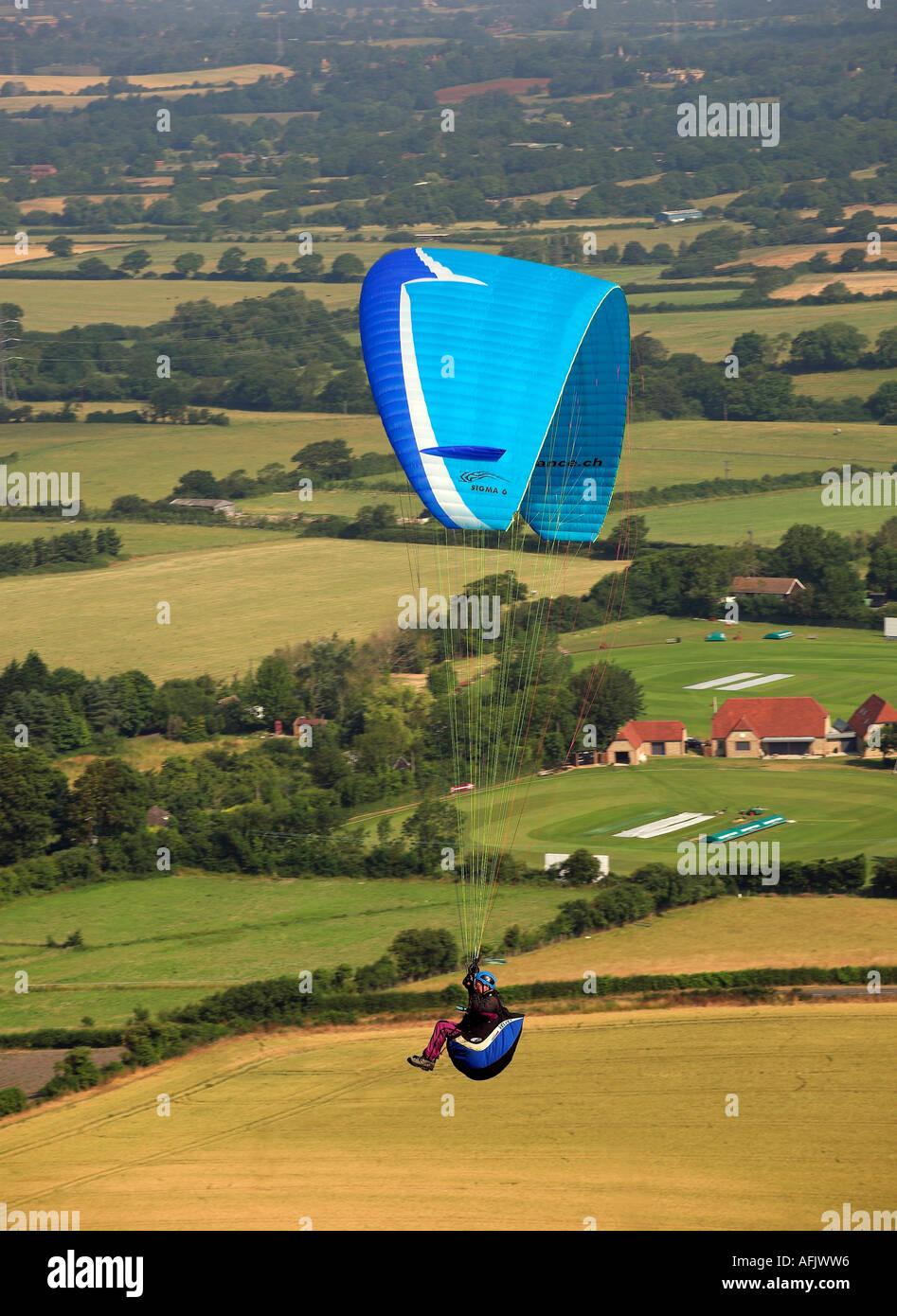 Leisure flight fly parapente flying sport extreme adventure parasail hi ...