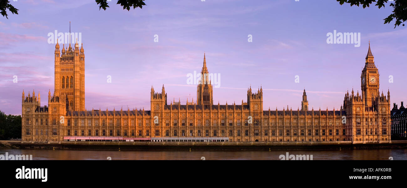 The Palace of Westminster on the River Thames Westminster London ...