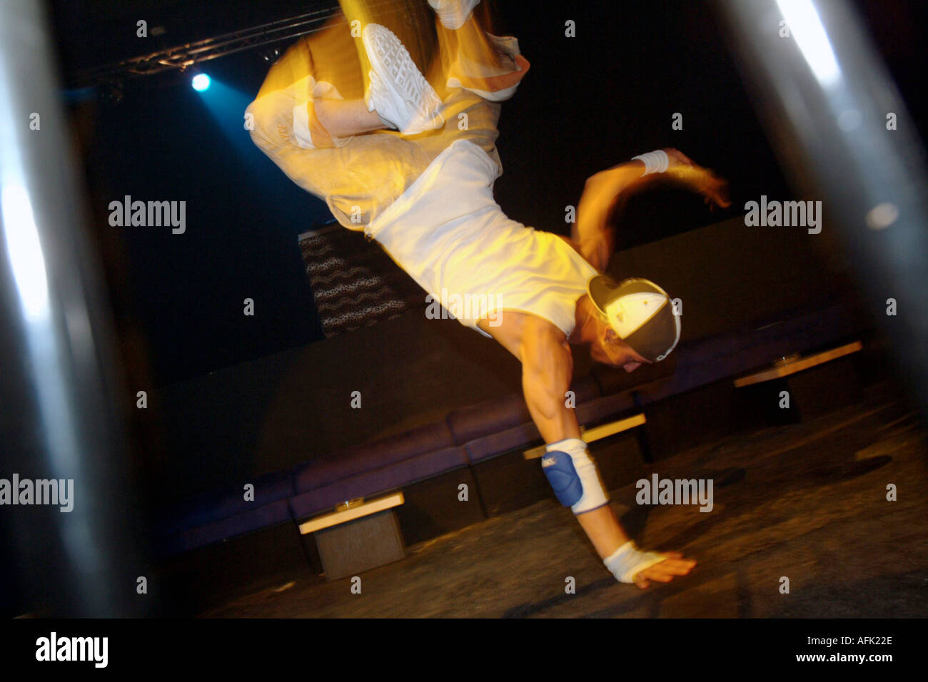 Break dance 1980s hi-res stock photography and images - Alamy