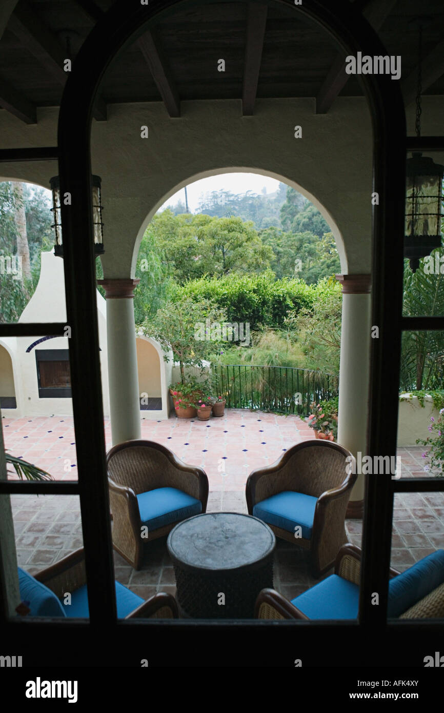 Exterior of Spanish style home patio Stock Photo - Alamy
