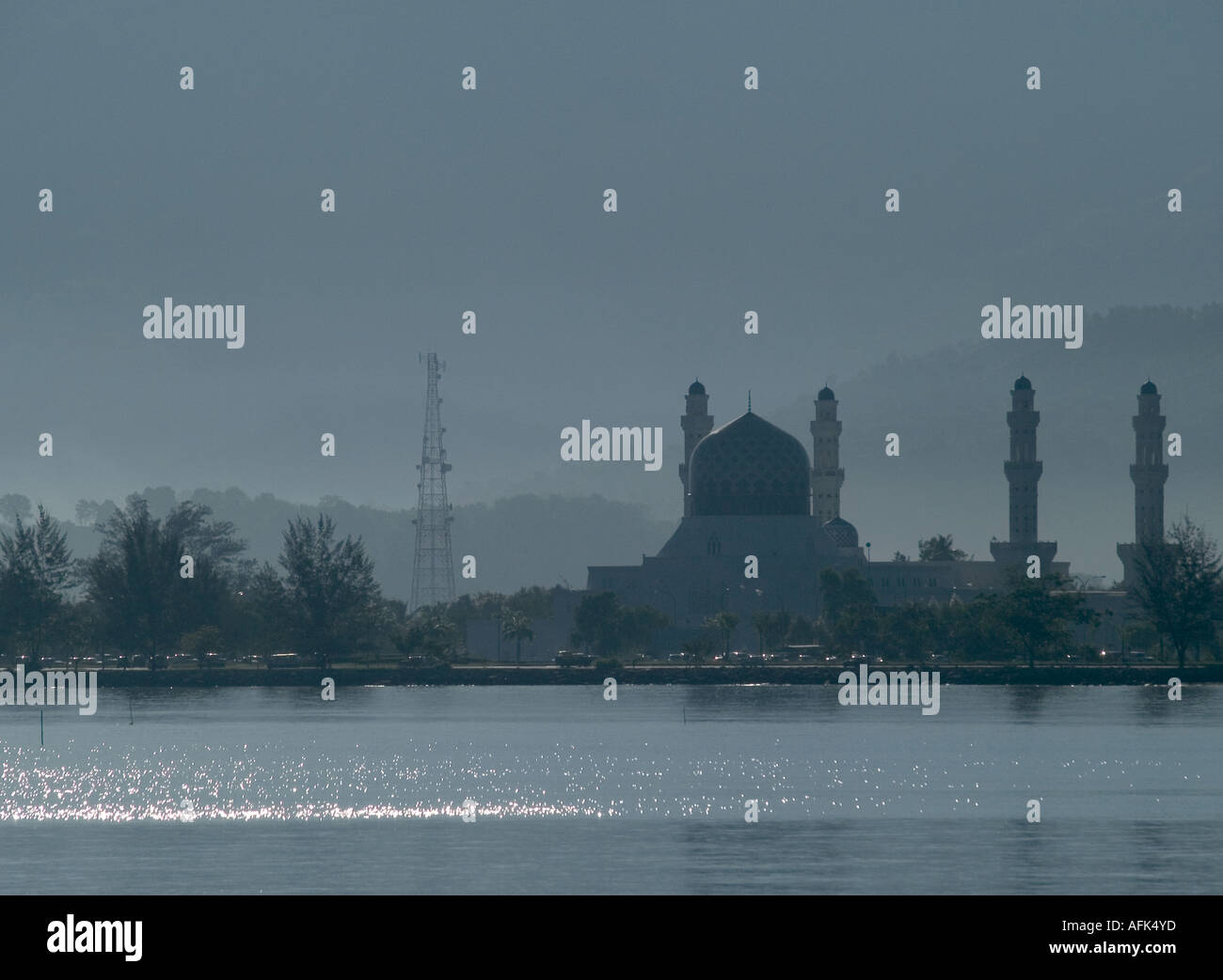 Mosque near kota kinabalu hi-res stock photography and images - Alamy