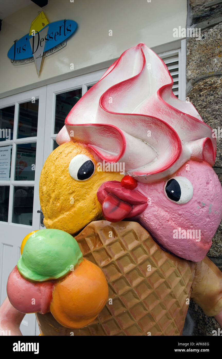 Ice cream cornet cornwall hi-res stock photography and images - Alamy