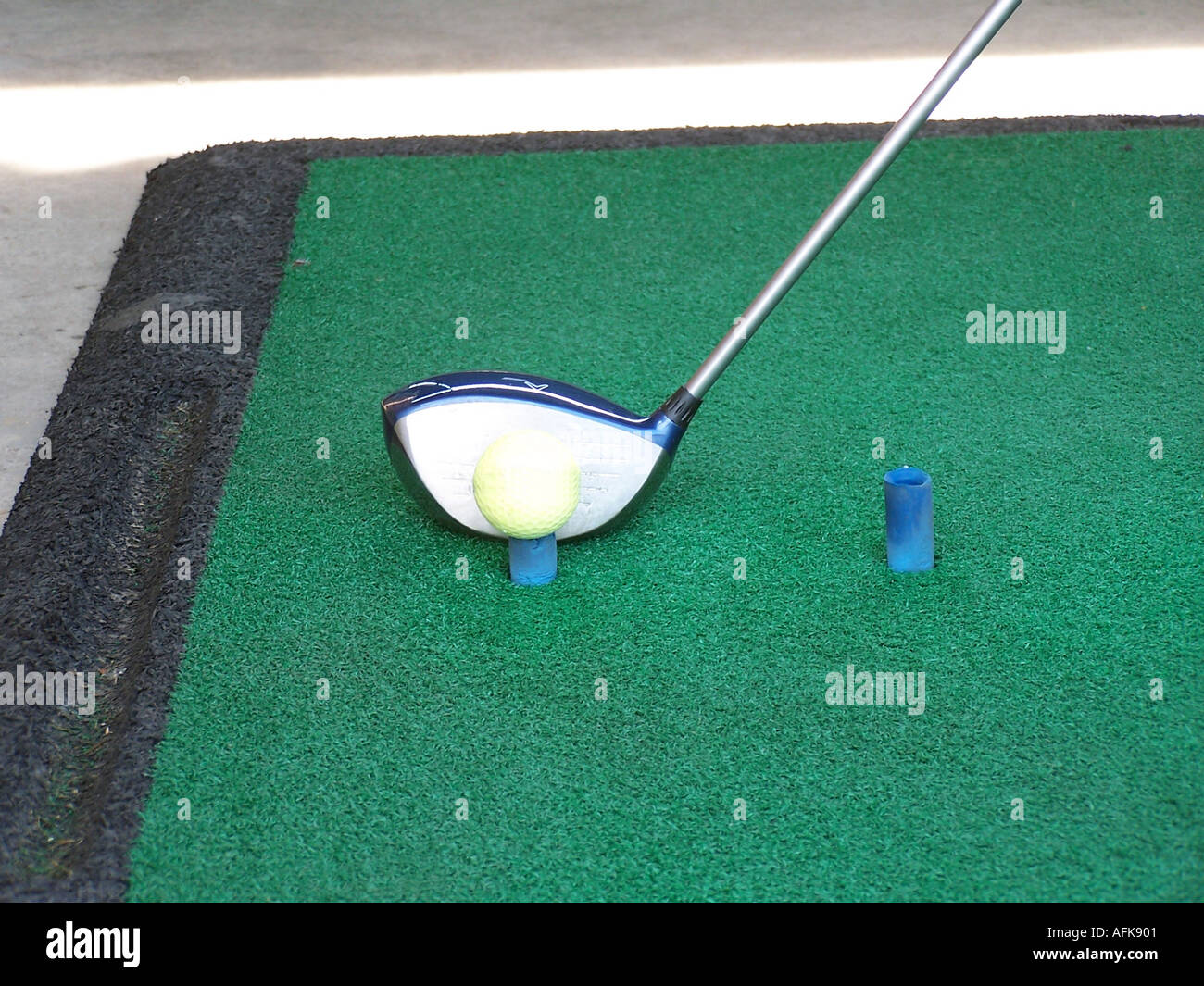 Golf driving range distance hi-res stock photography and images - Alamy