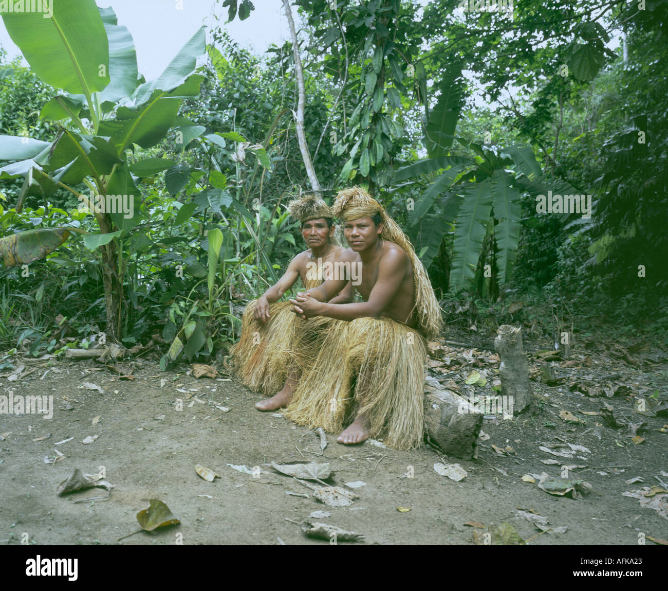 Amazon tribe hunting hi-res stock photography and images - Alamy