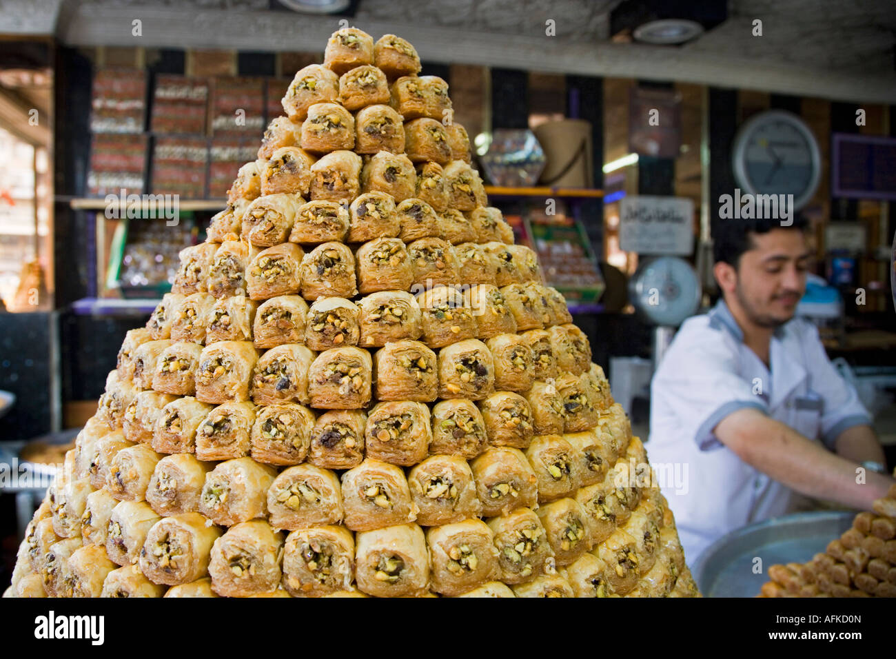 Baklava for sale in a patisserie in downtown Damascus, Syria Stock ...