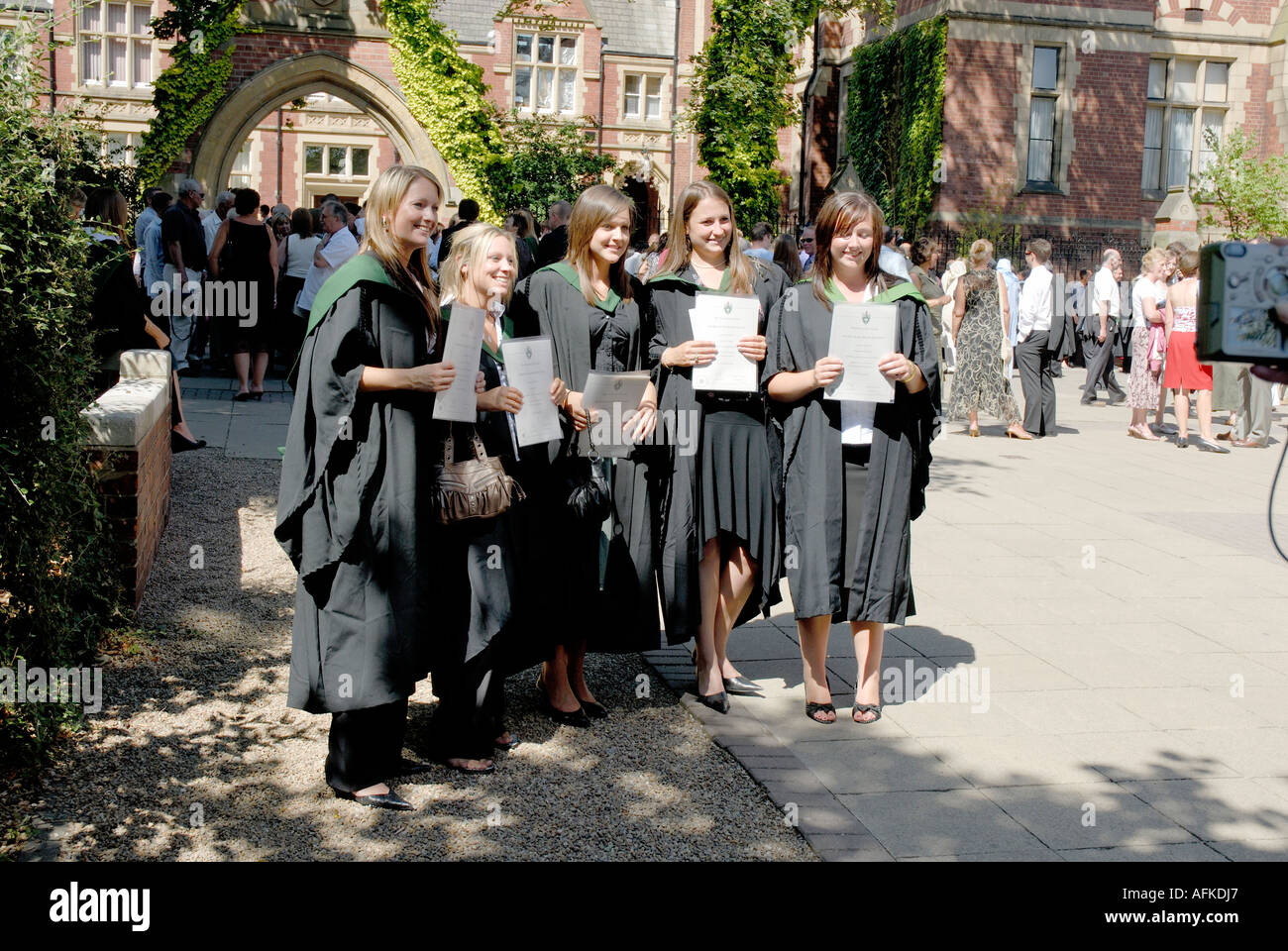 University of leeds graduation hi-res stock photography and images - Alamy